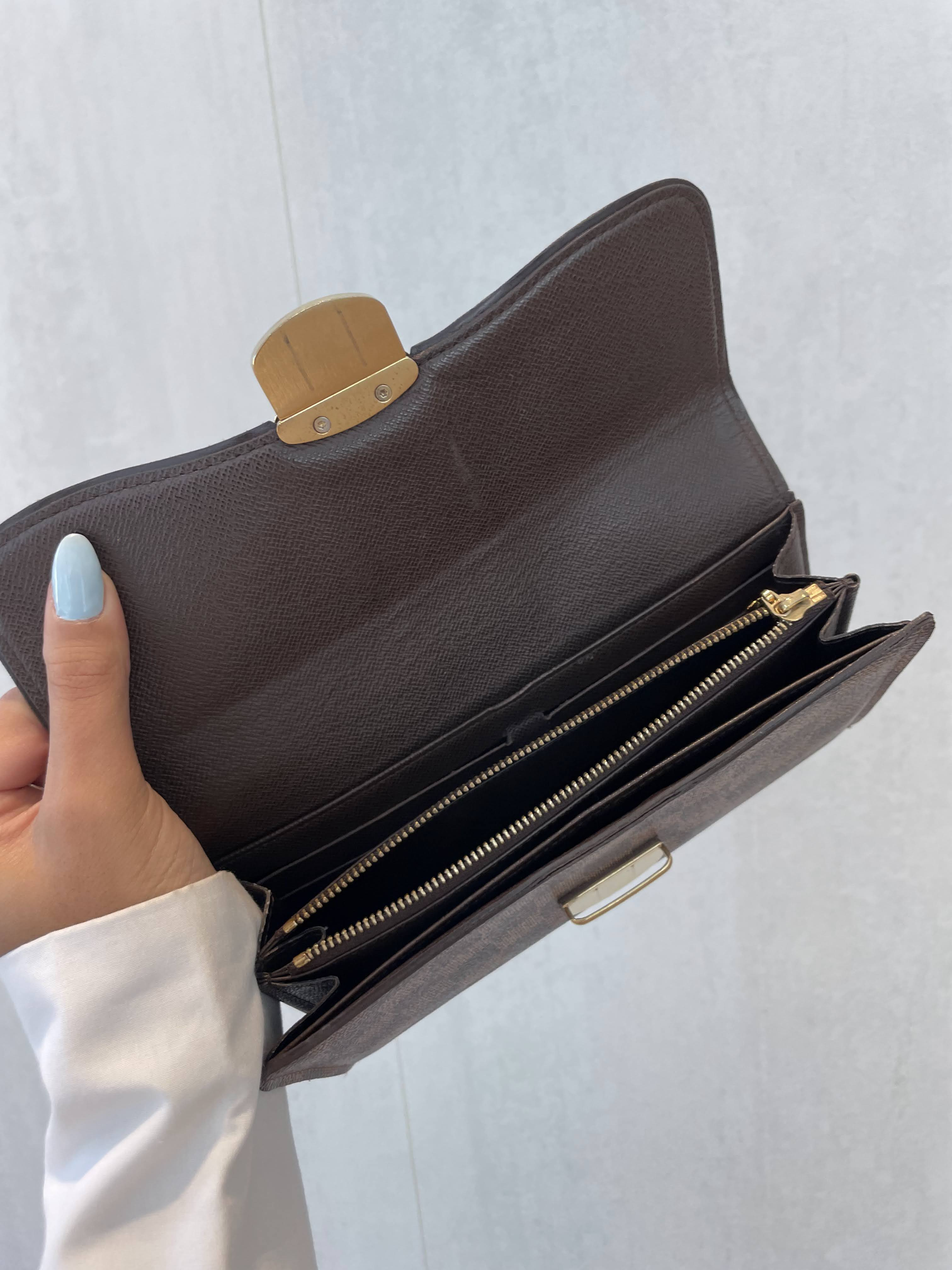 Louis Vuitton Damier Wallet - Tresor
